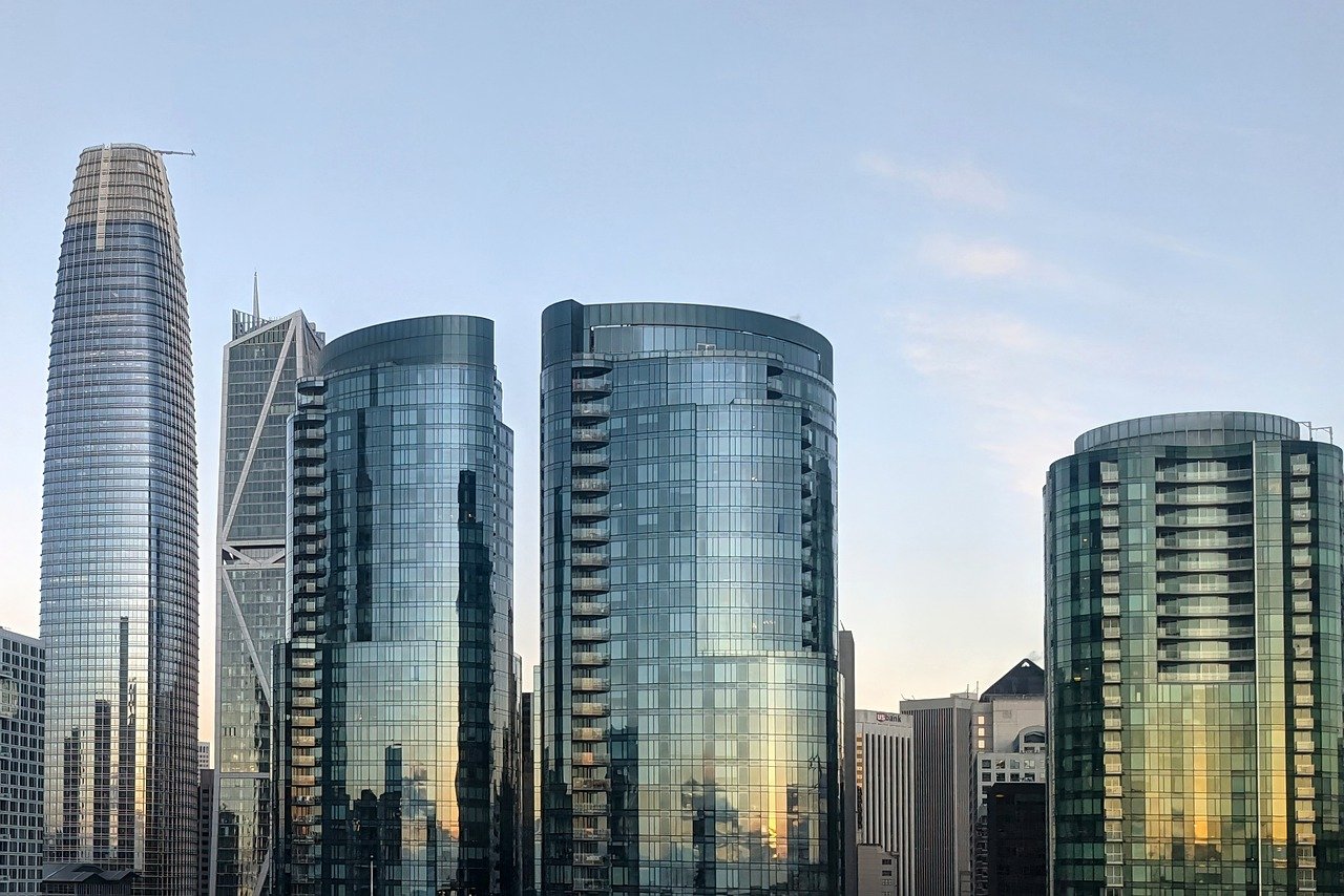 What is Salesforce application and how to include Salesforce DX in it?